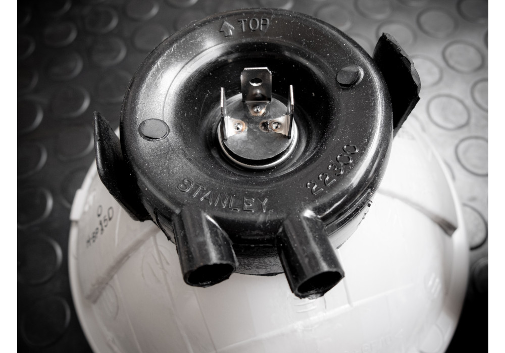 Raybrig Multi-Reflector Headlight For Miata MX-5 | REV9
